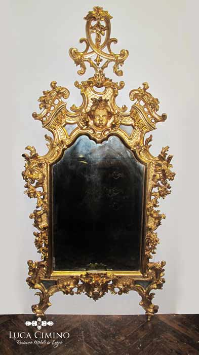 Restauro di specchi antichi e specchiere antiche a Genova