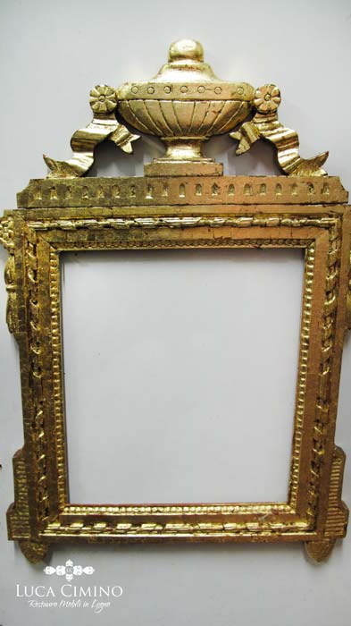 Restauro di specchi antichi e specchiere antiche a Genova