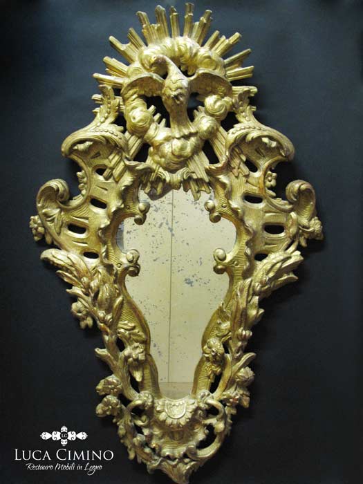 Restauro di specchi antichi e specchiere antiche a Genova